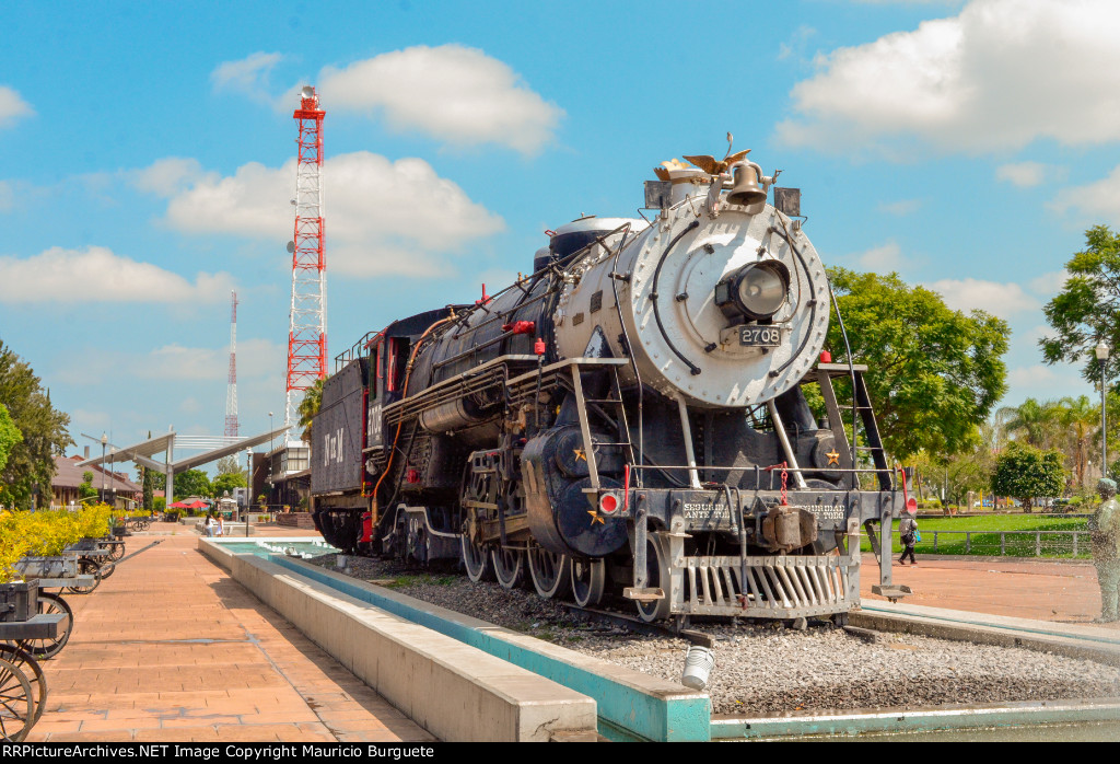 NdeM Steam Locomotive